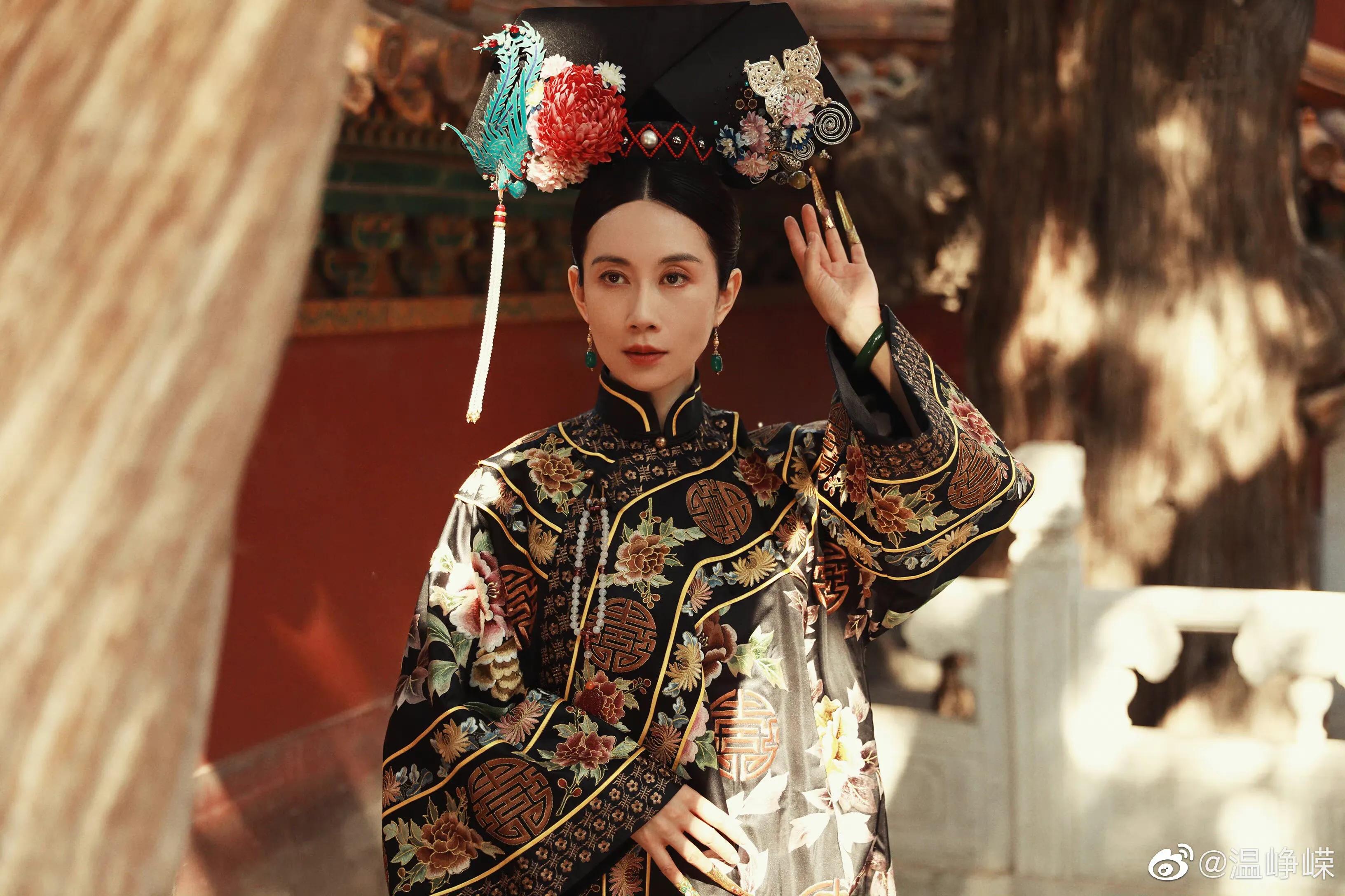 44-year-old Wen Zhengrong guest starred in "Big Yu'er", dressed in a ...