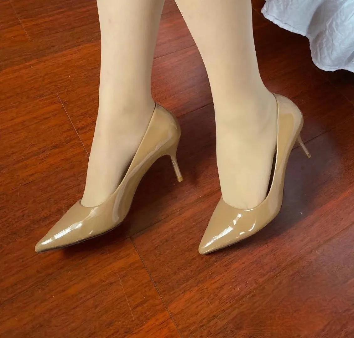 How to wear light-colored high heels - iNEWS