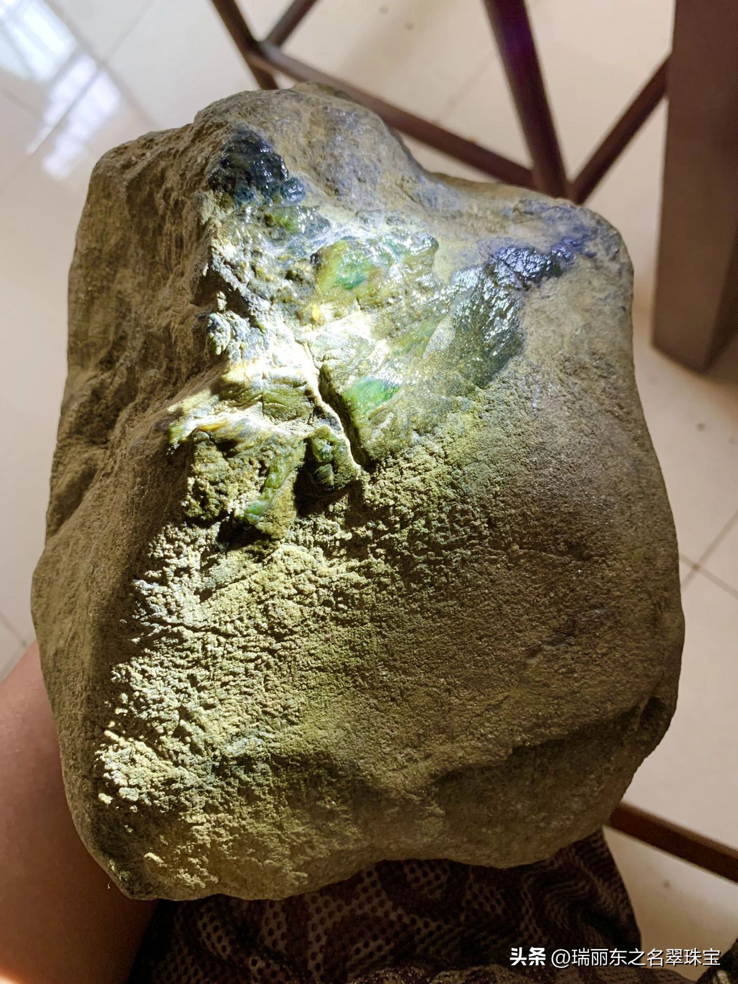 Three ways to teach you to see the variants of jadeite rough - iNEWS