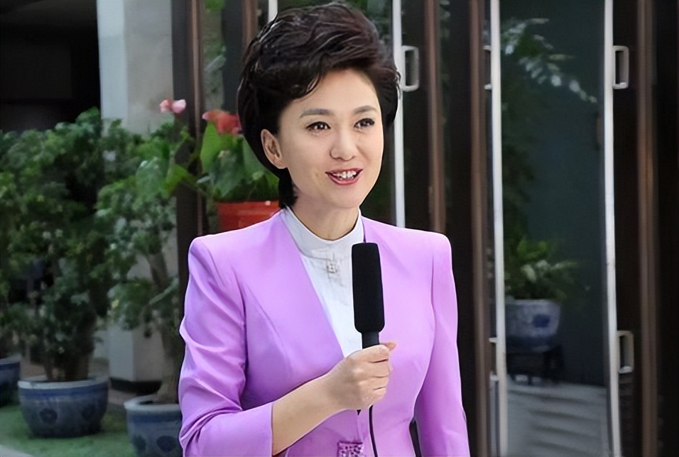 Haixia, a famous host of CCTV, married a professor of Tsinghua ...