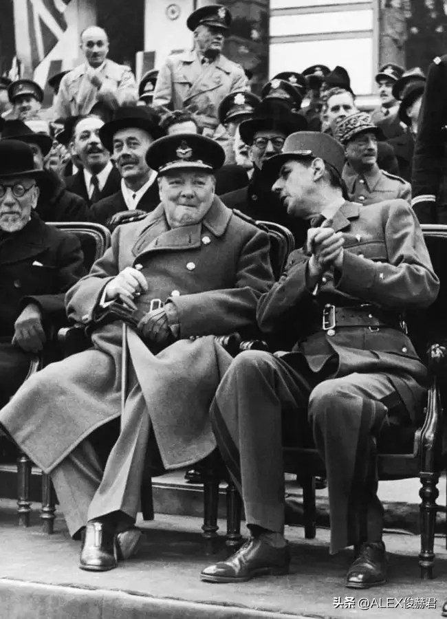 "Free France" military strength in World War II - iNEWS
