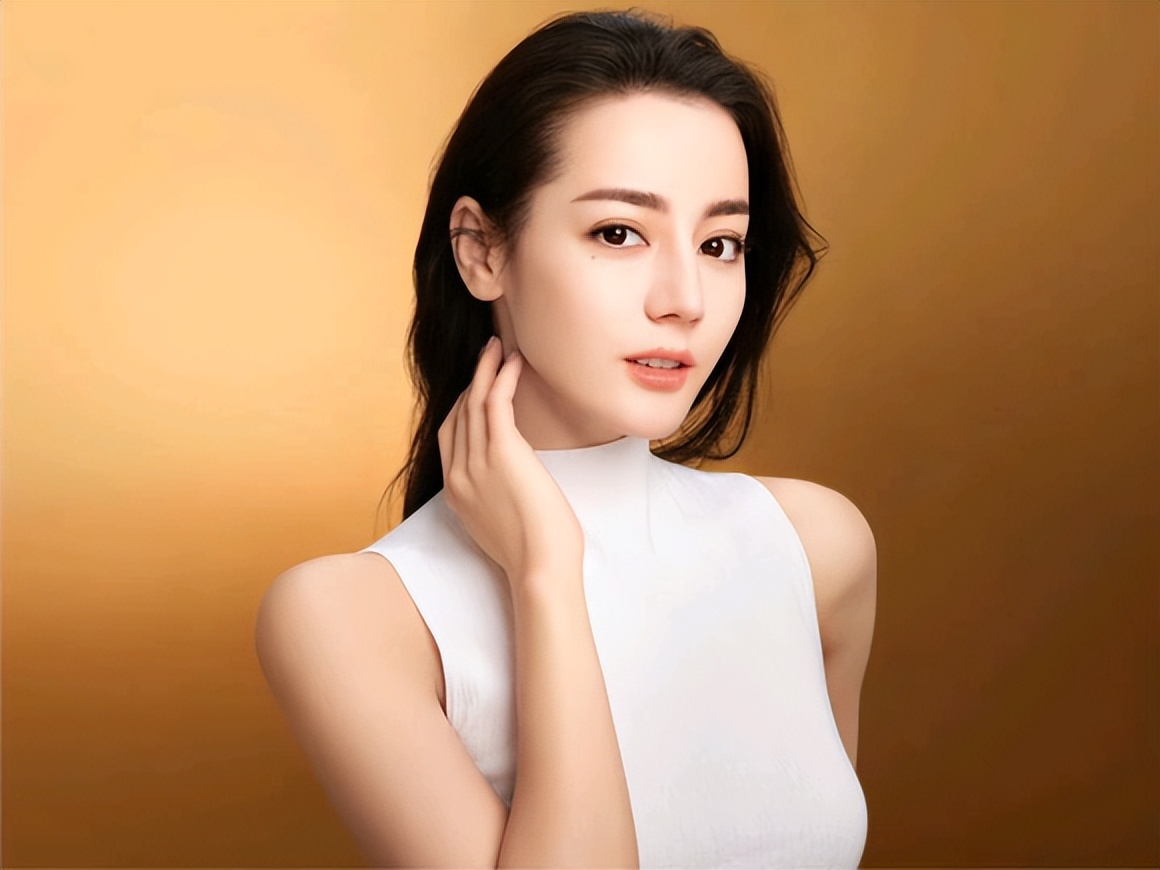 Dilireba in the bottleneck period - iNEWS