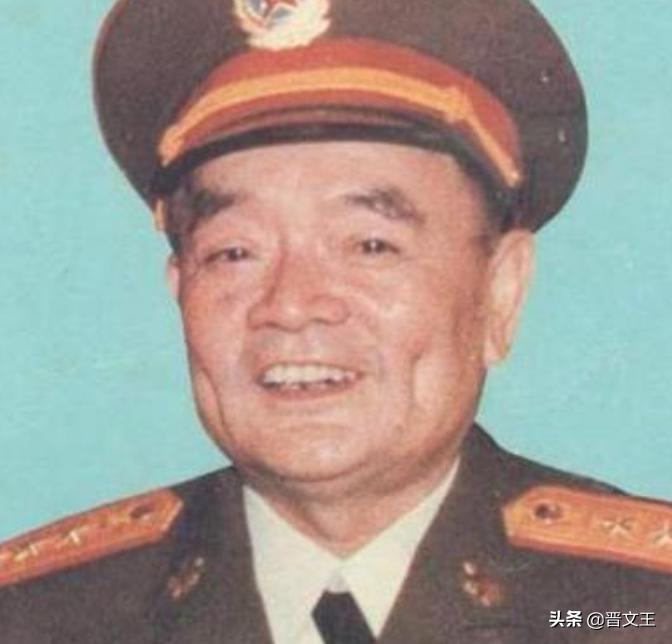 Guard Su Yu Wan Haifeng, served as the political commissar of the ...