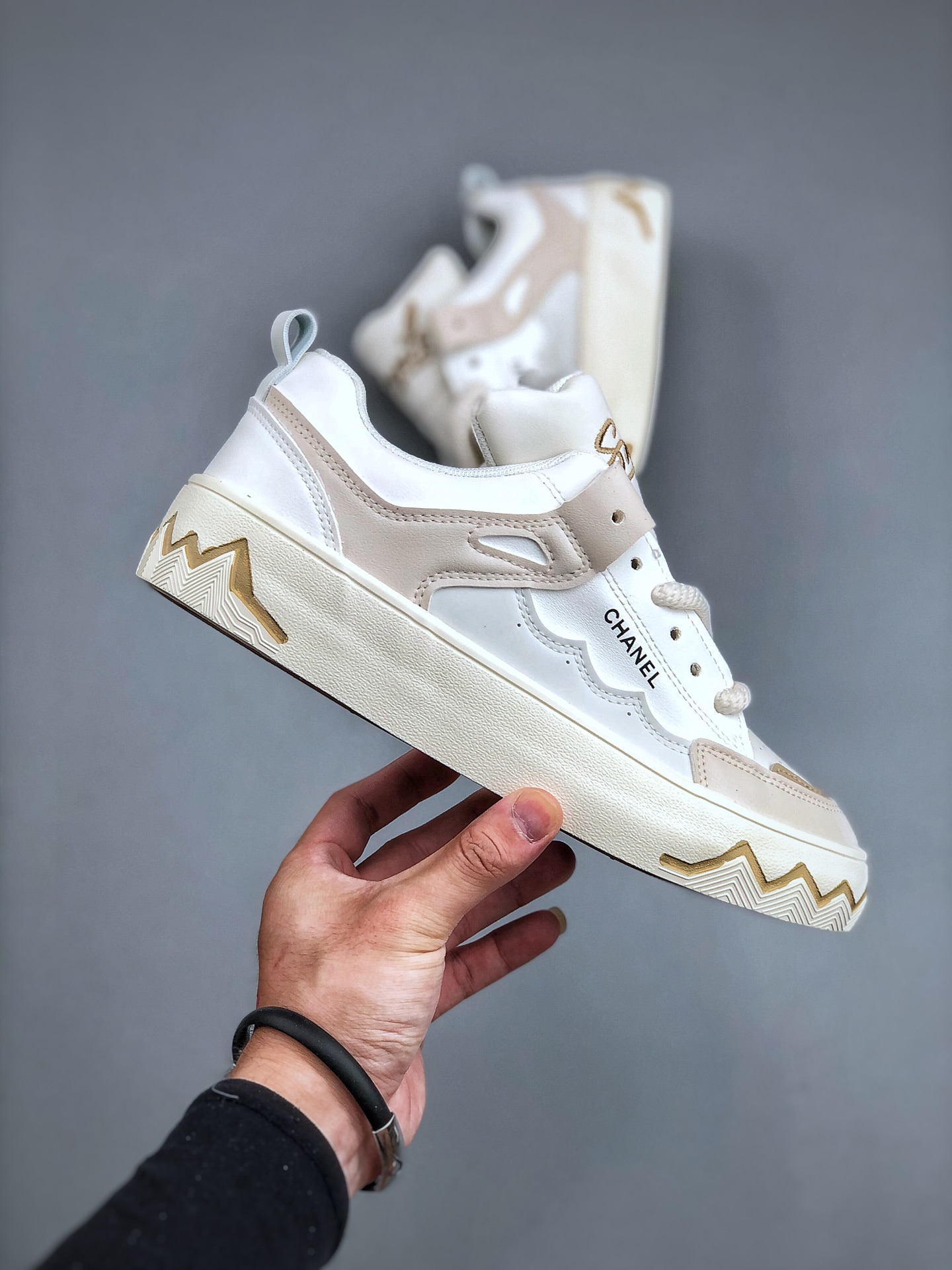 This pair of AMM joint AJ3 is also too handsome! - iNEWS