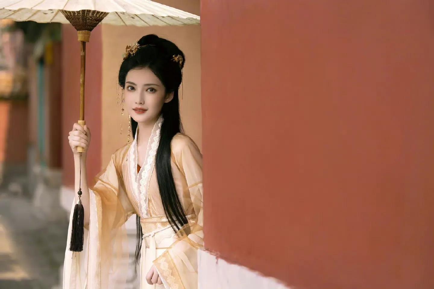 6.27 Picture: Zhang Nara, Tan Jianci, Ouyang Nana, Cheng Xiao, Liu Yan ...