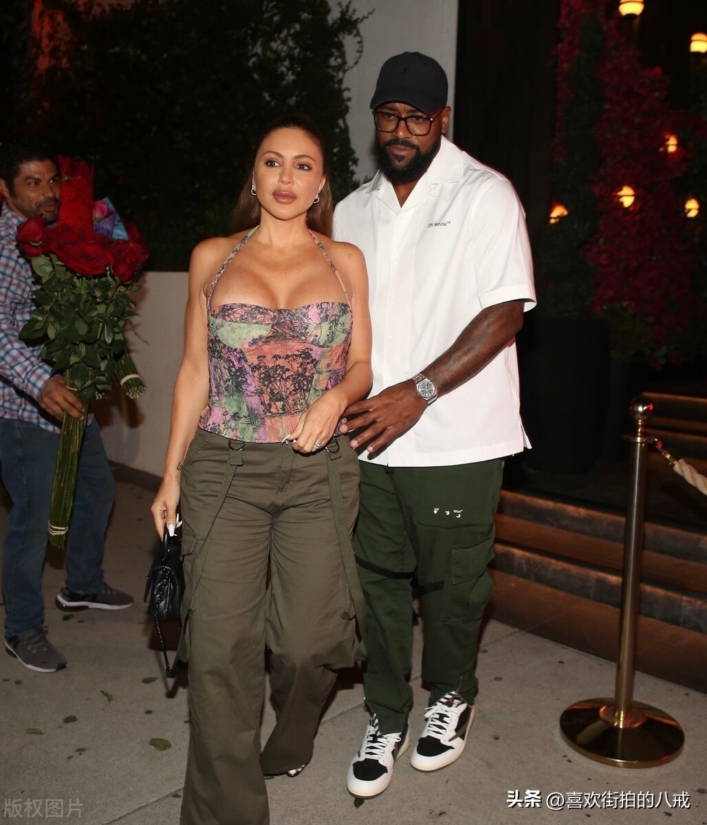 Larsa Pippen and Marcus Jordan held hands after going out for a sweet dinner in low-cut ...