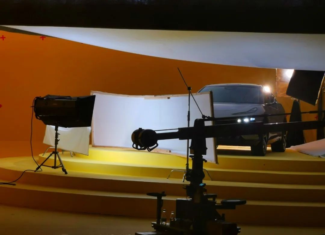 From 82.8w, Lotus Eletre is launched, and the behind-the-scenes ...