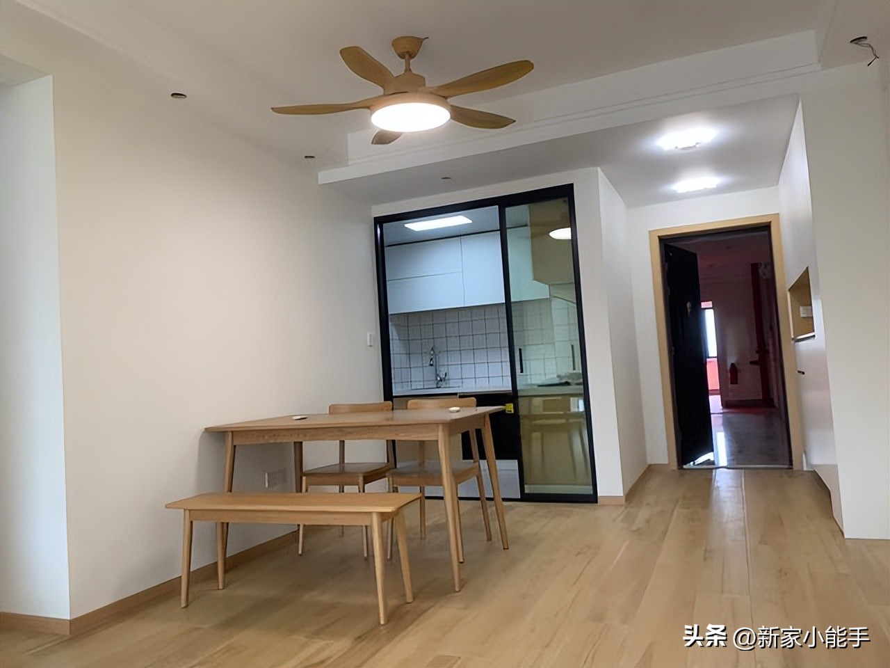 Her 98-square-meter new house is decorated with log style and the ...