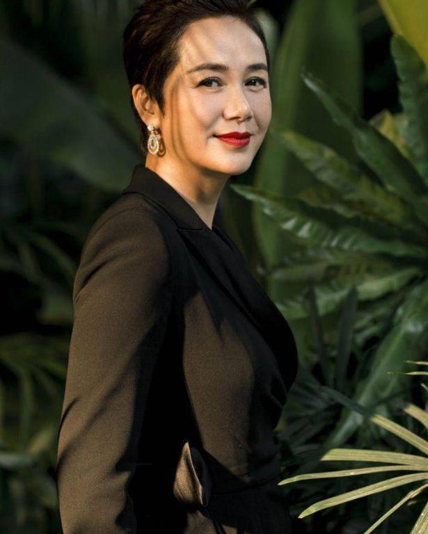 Jiang Wenli: The perfect collision of short hair charm and long hair classics! - iMedia