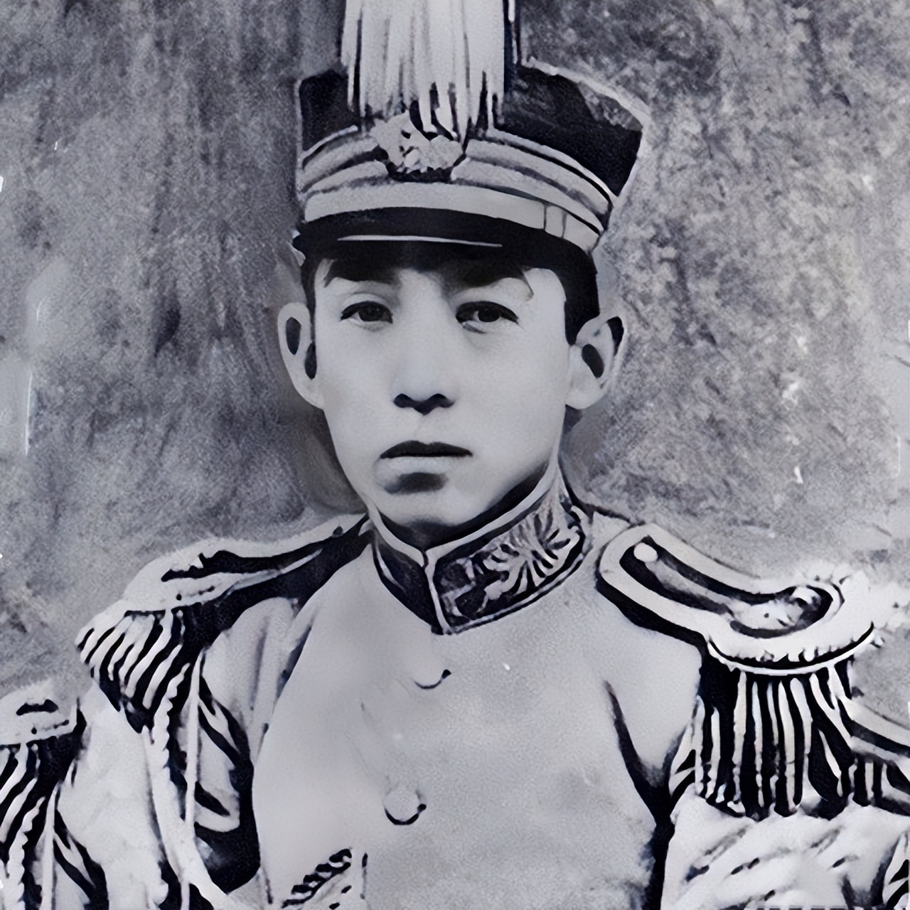 Liu Wenhui and Liu Xiang's uncle and nephew competed for the throne. In ...