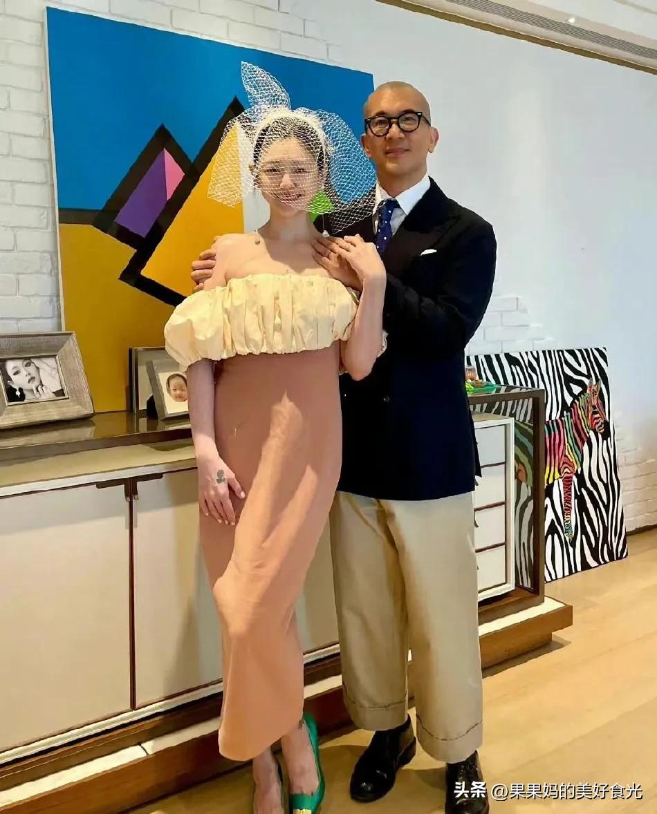 Shocked!The story about the big curve and the bald guy has been updated ...
