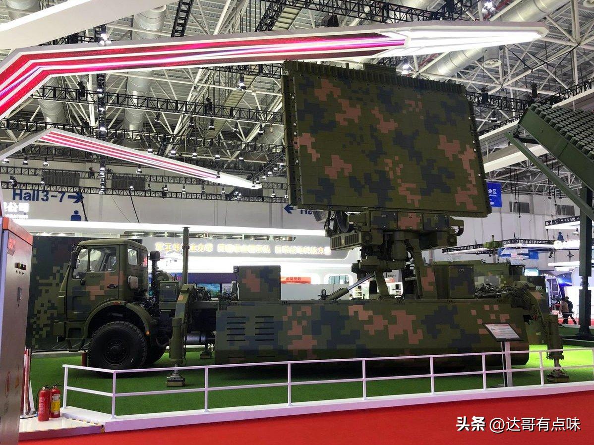 YLC-2E energy anti-stealth radar makes the US B2 stealth bomber 100 billion investment in vain ...