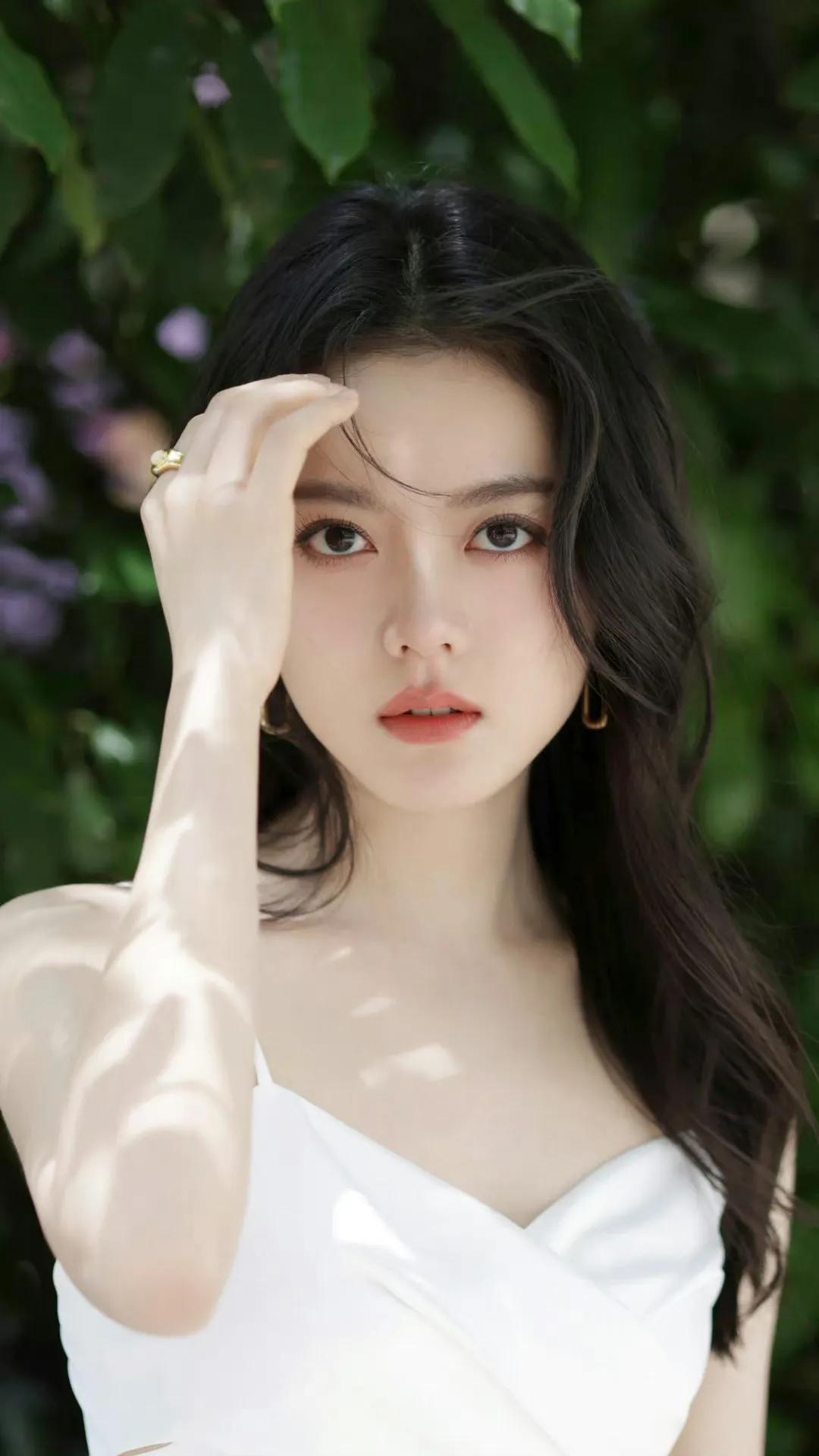 The photo of Zhao Jinmai attending the event, Maimai is so beautiful ...