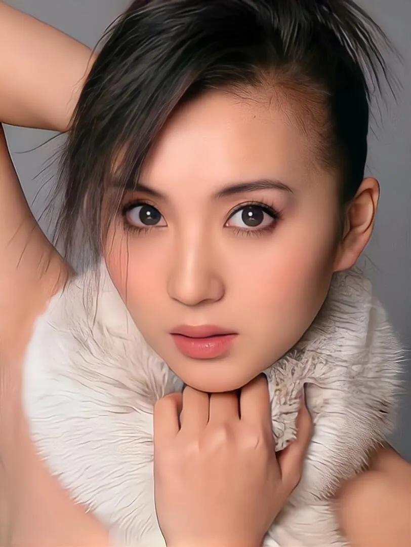 Star Photo Album-Chen Hao - iNEWS