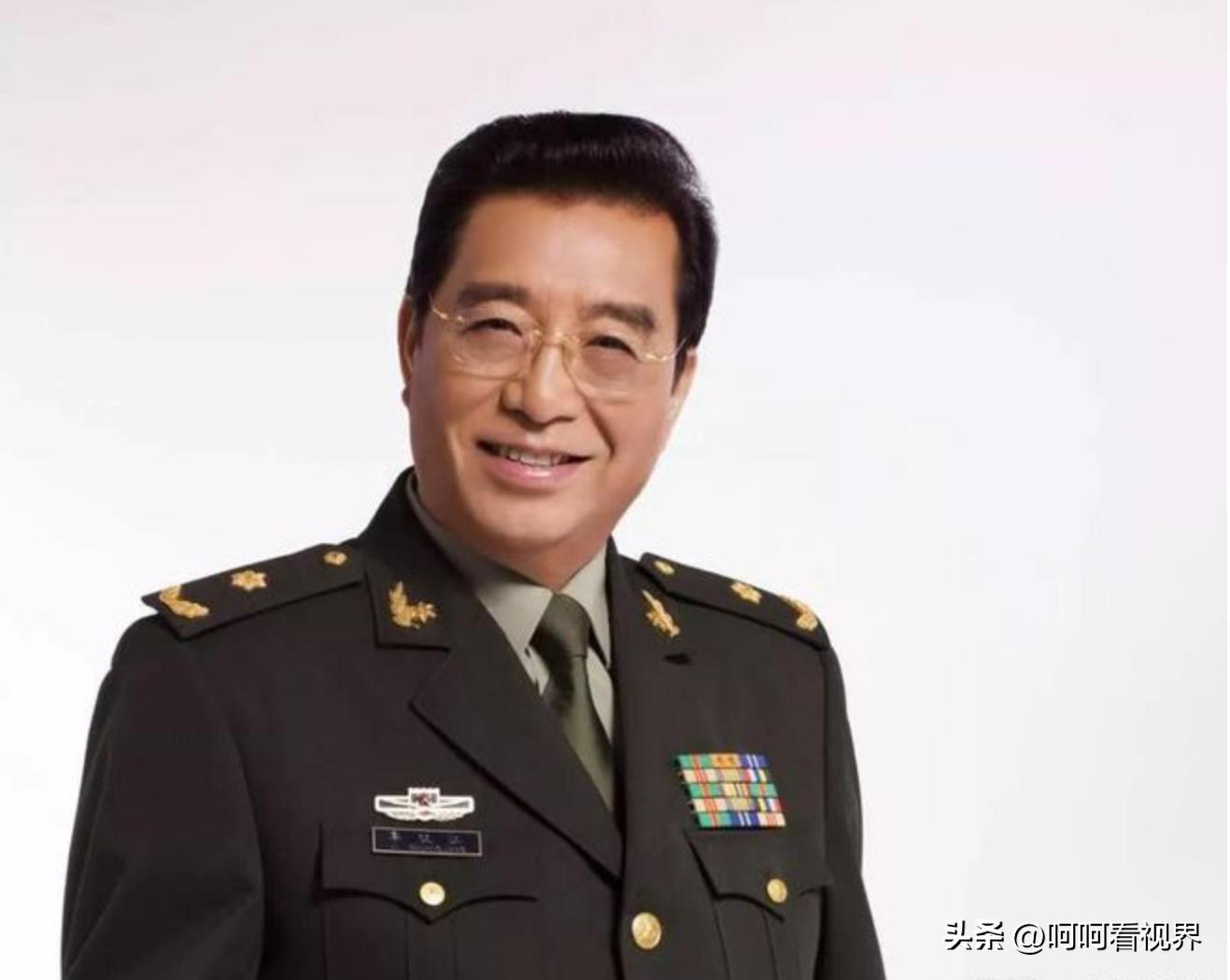 84-year-old Li Shuangjiang attended the event, his body is rickety, and ...