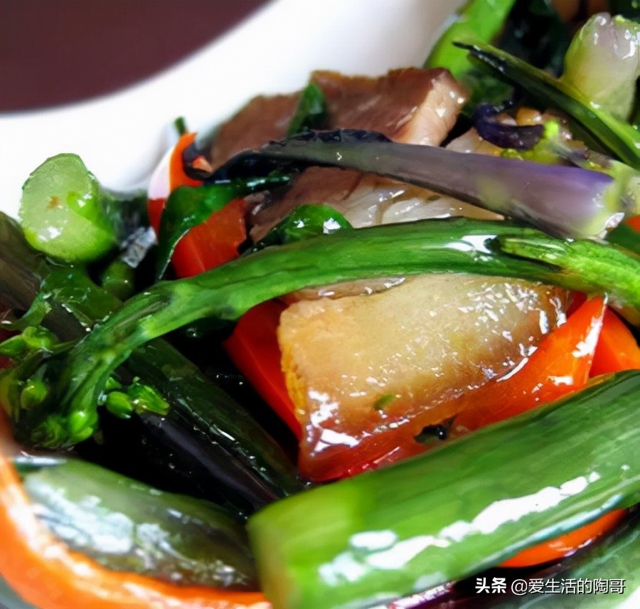 Hubei people love to eat 6 dishes and 1 soup, with meat and vegetables ...