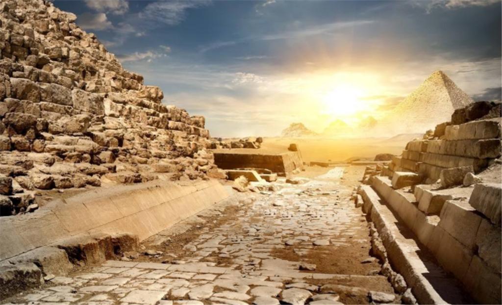 What factors contributed to the decline of the Egyptian Empire? - iNEWS