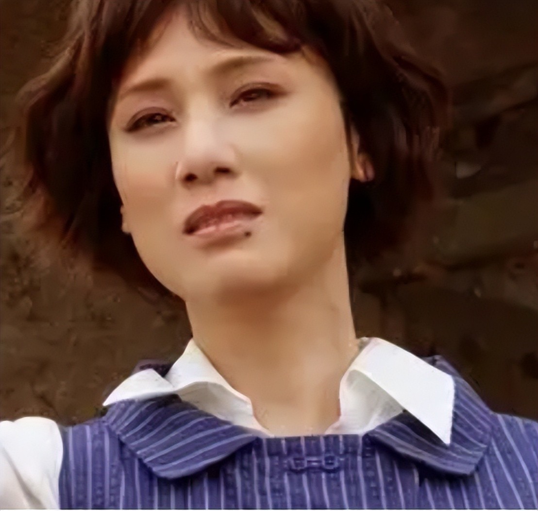 Famous actor Li Jianqun: Lived with her boyfriend for 27 years, had no ...