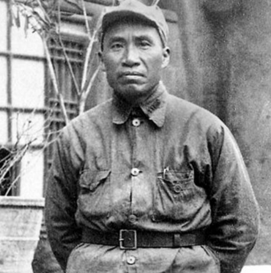 In 1955, Chen Qihan filled in the rank of lieutenant general himself ...