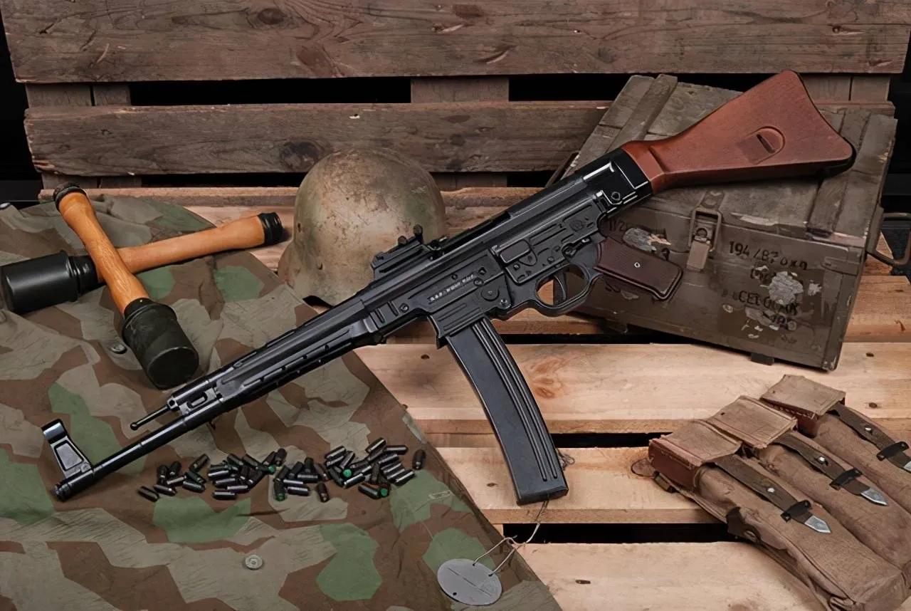 The most powerful assault rifle of WWII - iNEWS