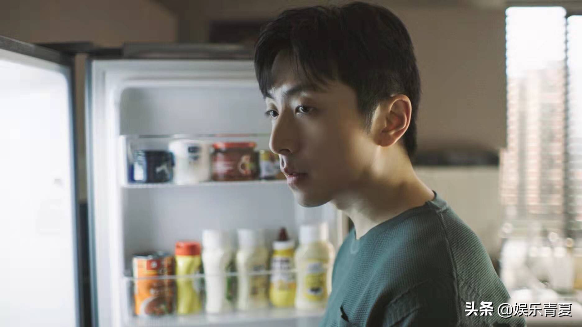 "Jiang Zhao Liming" Valentine's Day photo, in the crowd, "Cheng Nan ...