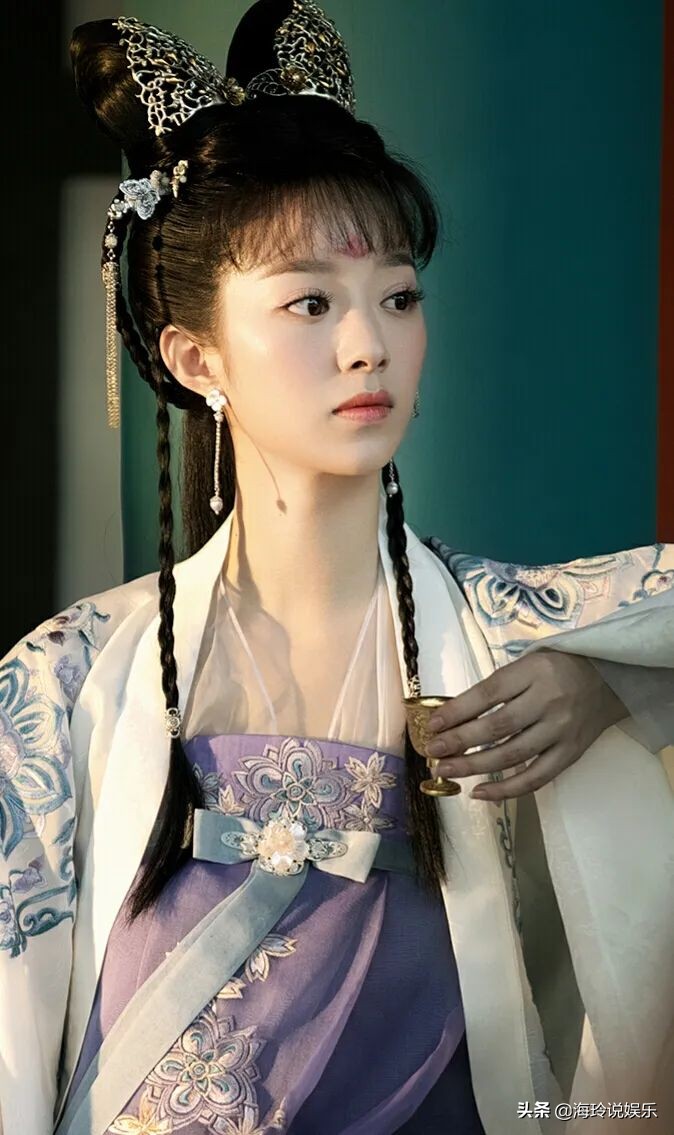 Xu Hao, from an unknown person to a star girl, hit Zhao Liying's face ...