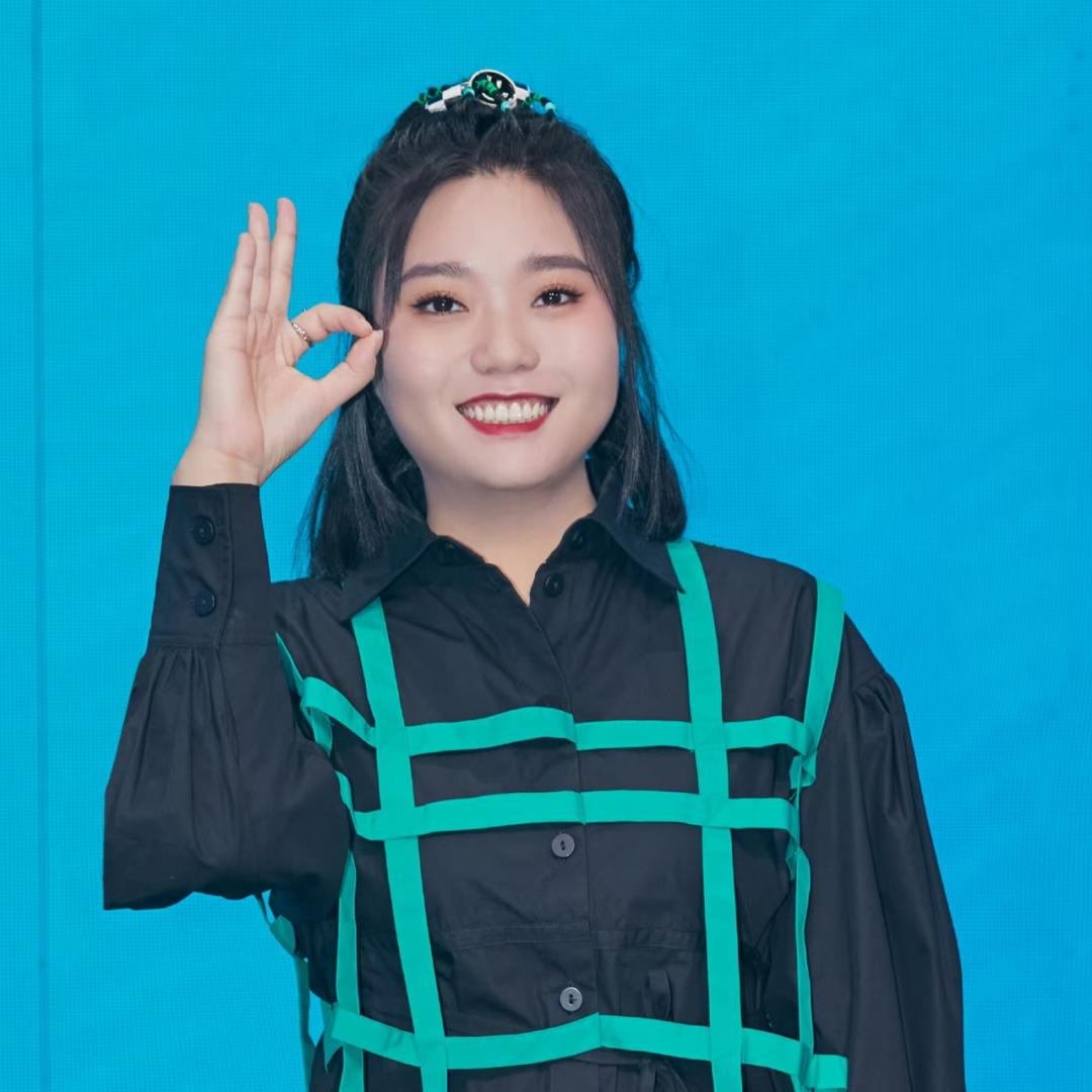 Little Gossip, Hu Ge, Wang Xiaochen, Tang Yan, Zhu Yawen - iMedia