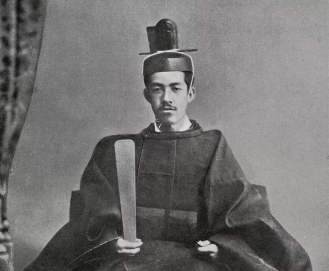 "Emperor Hirohito", a war madman worse than the devil, lived to be 88 ...