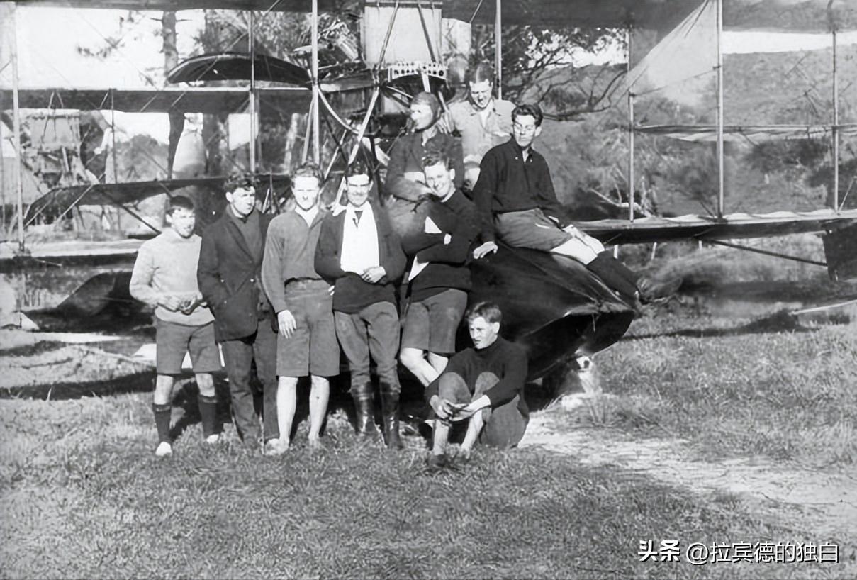 What were the influences of the Mau movement and identity construction ...