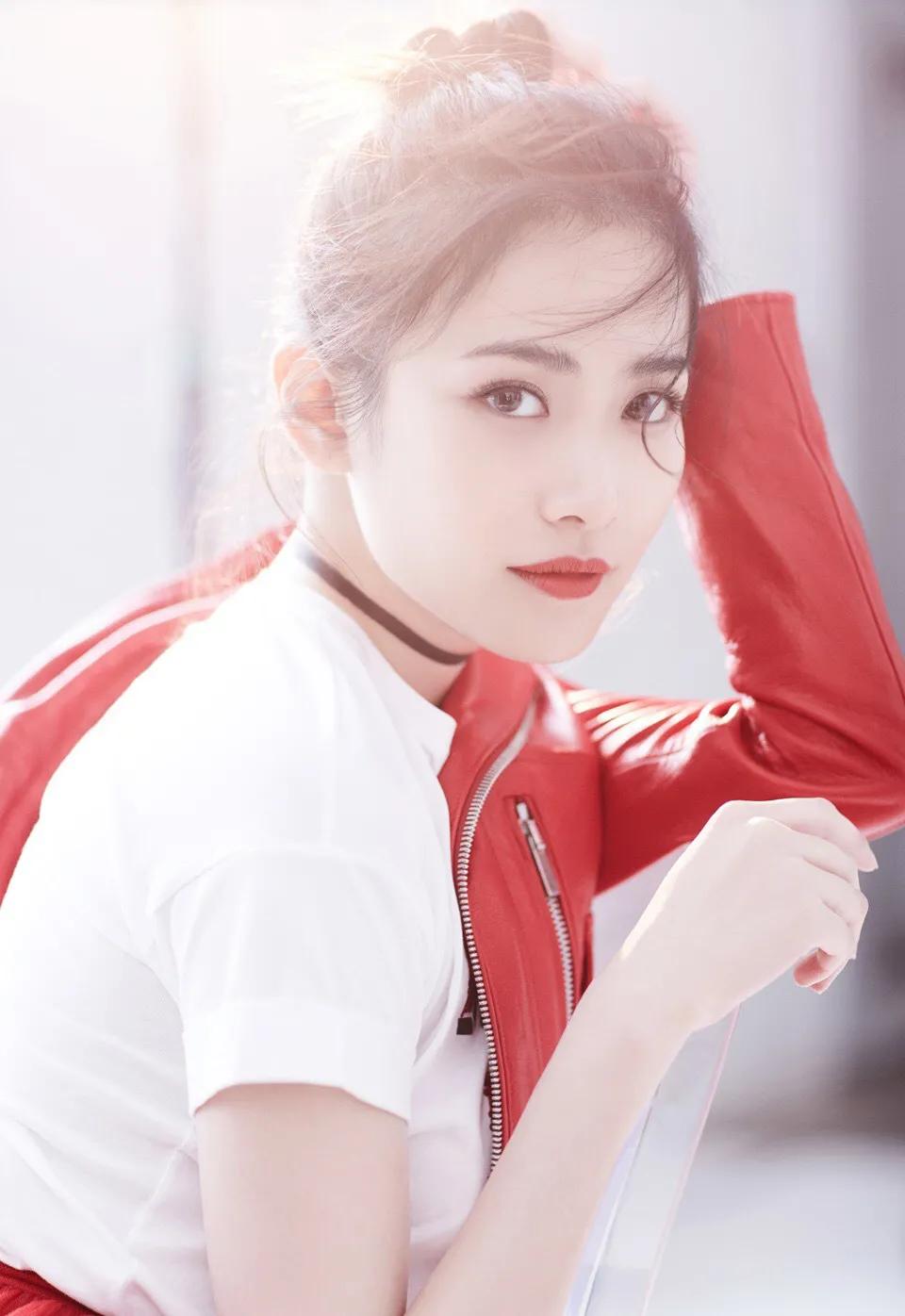 Liu Meitong's beautiful pictures appreciation - iNEWS