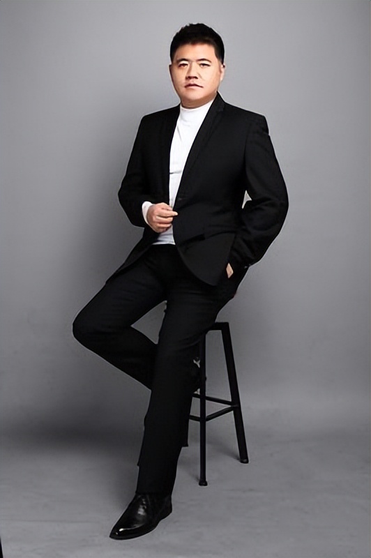 Why did Dong Yuhui suddenly become popular?Is it the power of capital ...