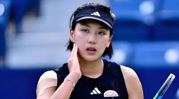 "Tennis Goddess" Wang Xinyu: Fair skin, beautiful face and curvy figure ...