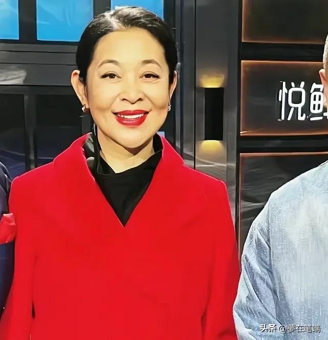 64-year-old Ni Ping is in better condition than 55-year-old Chen Hong ...