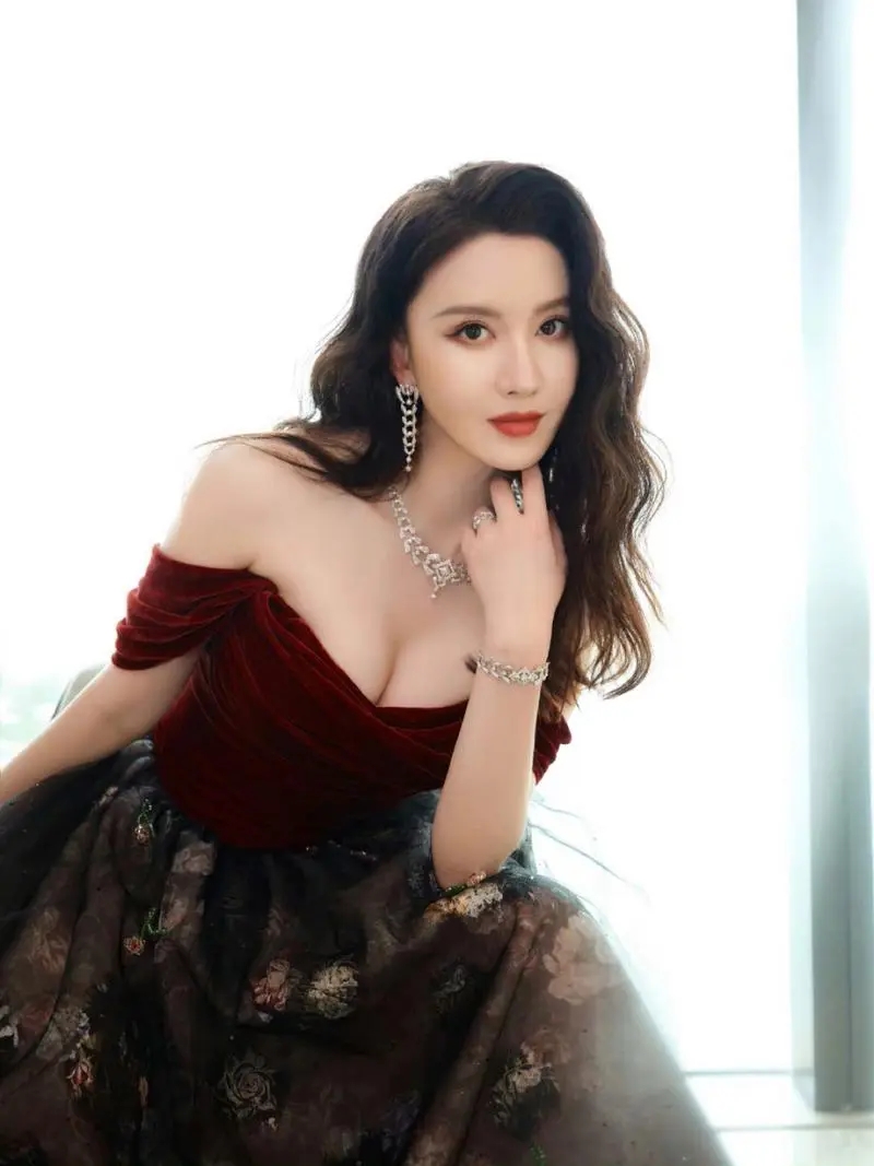 Zhang Meng: Sexy is not an external, but an internal temperament - iMedia
