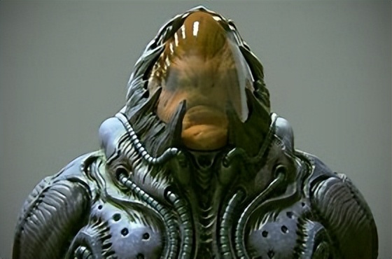 Can aliens eat it? - iMedia