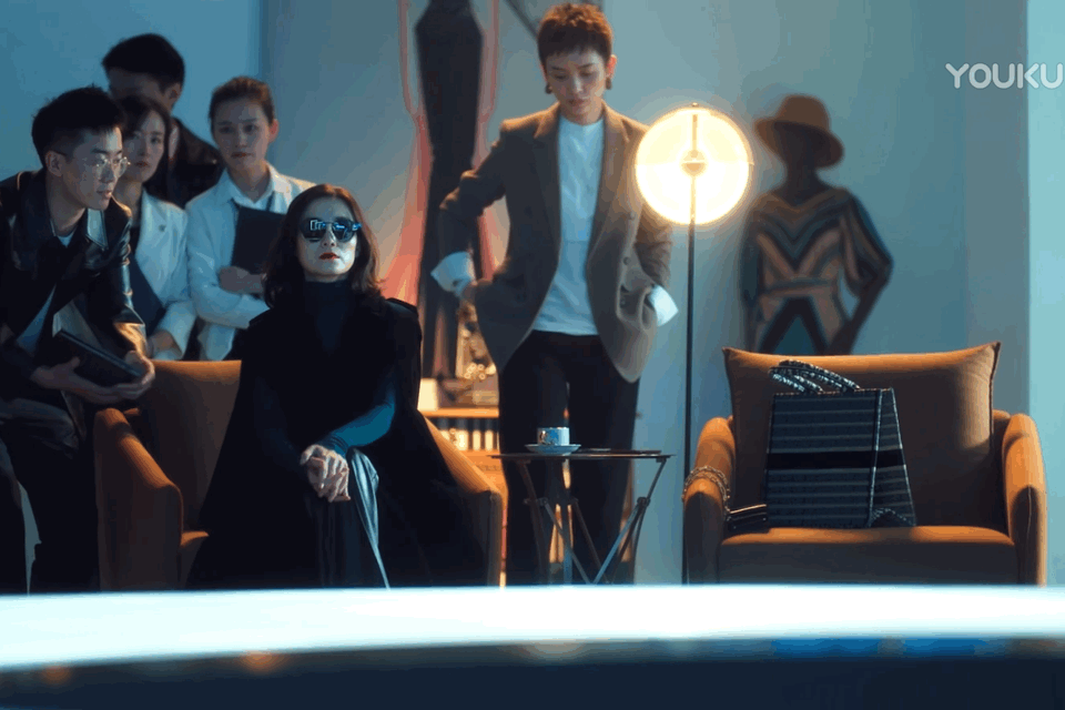Yuan Yongyi and Song Jia become "fashion demons" to tear up Prada ...