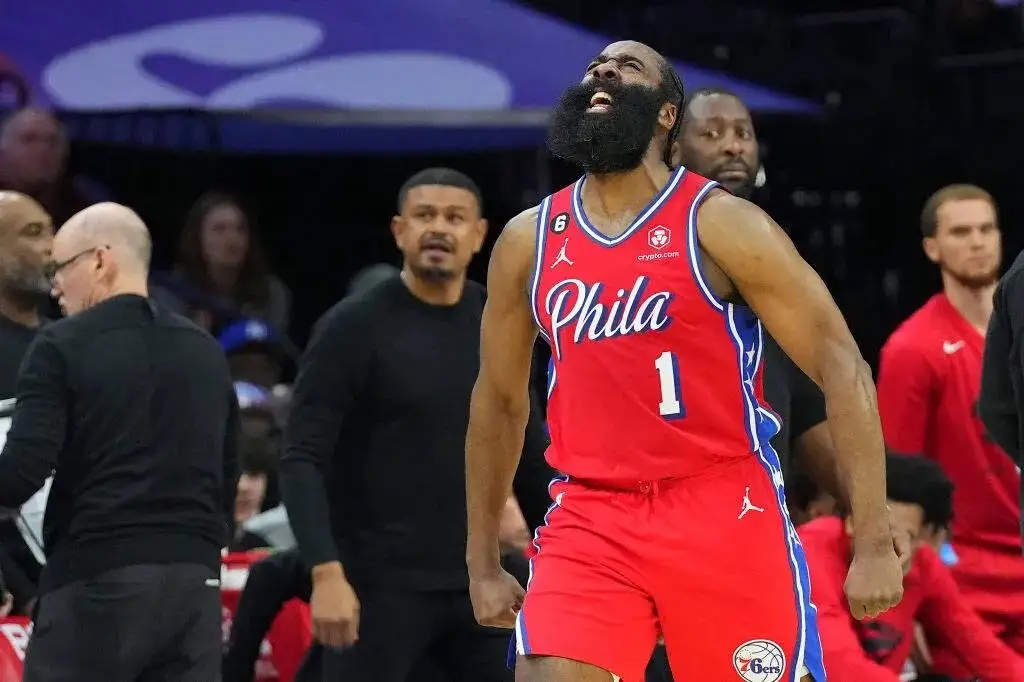 Shen Jing's three-party deal was exposed, and the 20+8 all-around ...