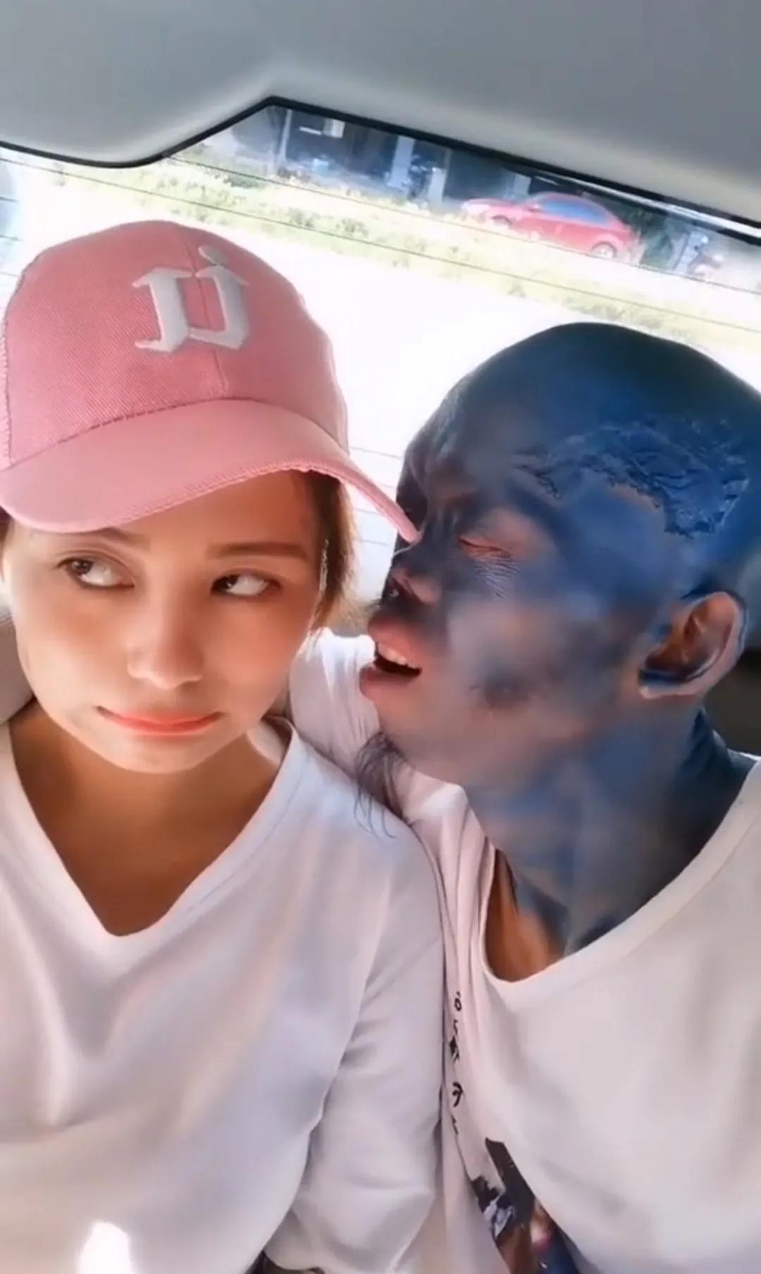 "Alien" Li Pingan, who looks weird but married a beautiful girl, why ...