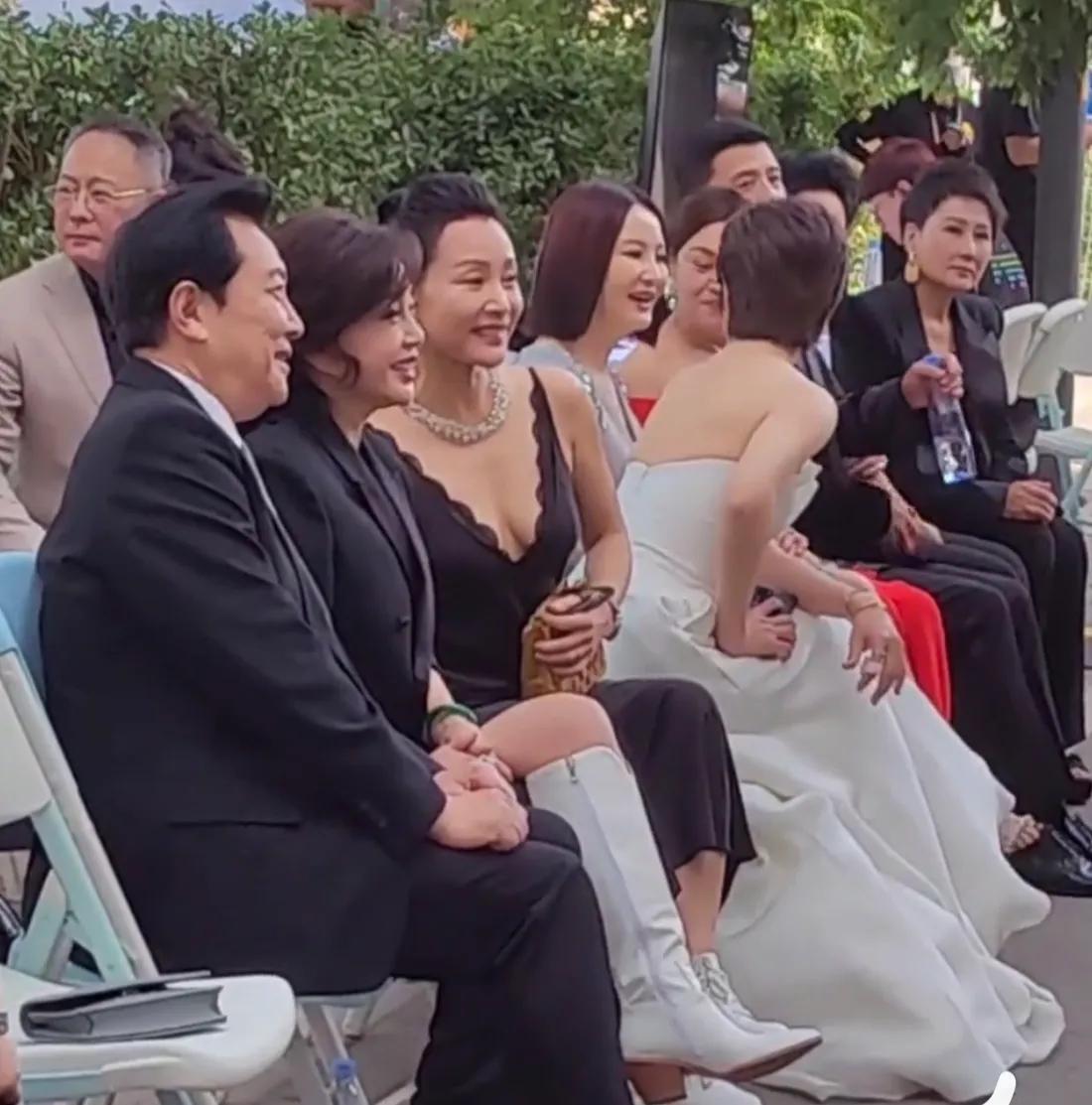 45 pictures of Huabiao Award stars exposed: Tang Guoqiang is sought after, Donnie Yen is the ...