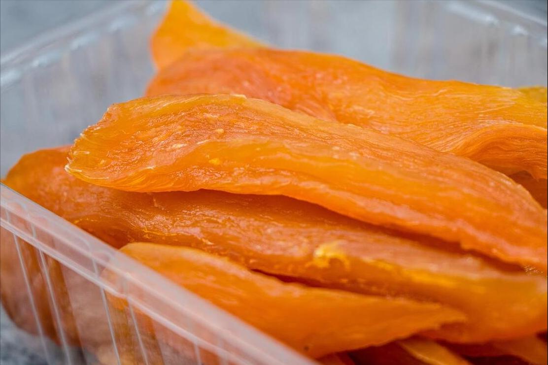 To make dried sweet potatoes, don't dry them directly, do these 2 steps ...