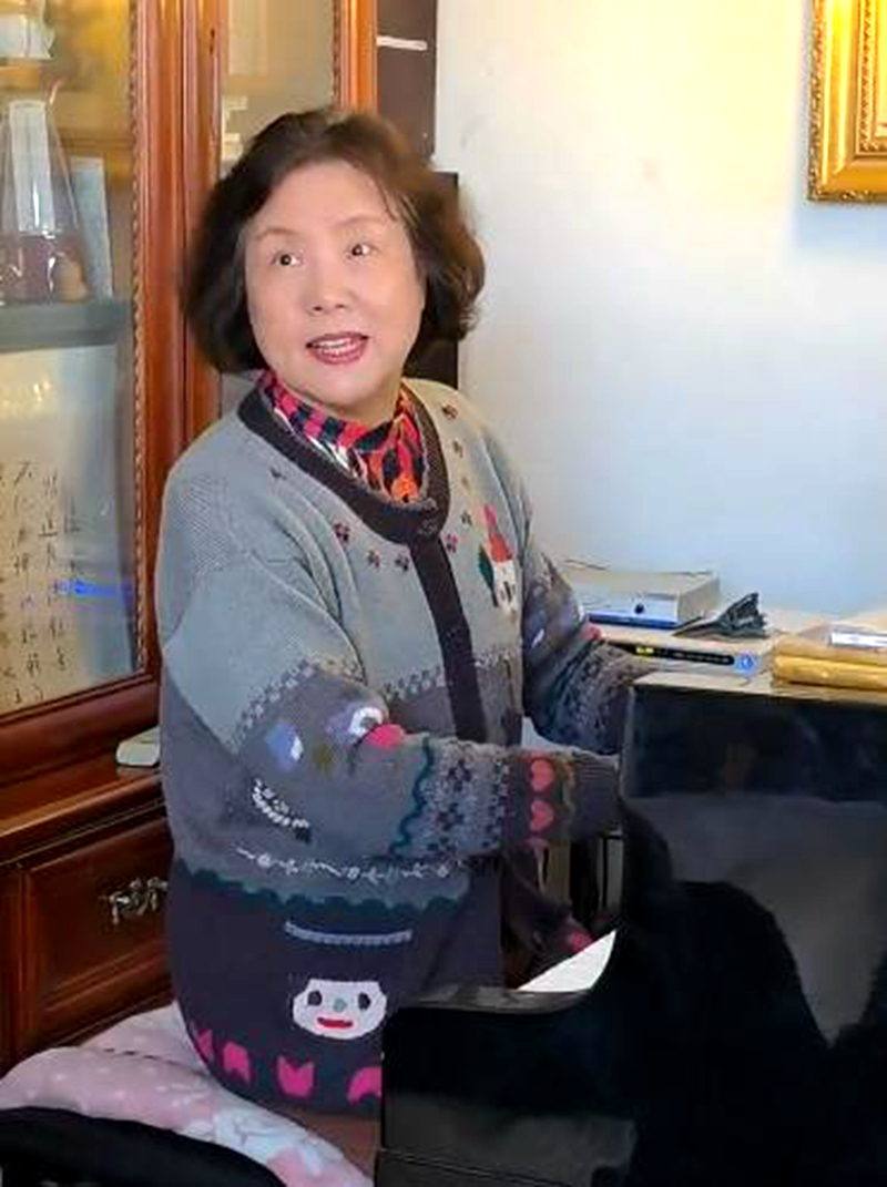 75-year-old "Alian" Li Yuanhua posted a new teaching video, with ruddy ...