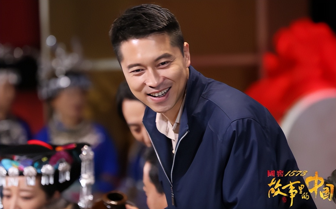 The Feitian Awards are full of stars!Sun Li's black silk is too weird ...