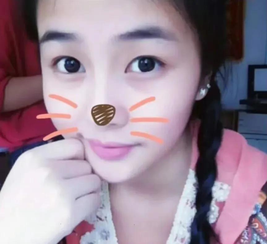 I didn't expect Bailu to be so "cute" before his debut. Netizen: I ...