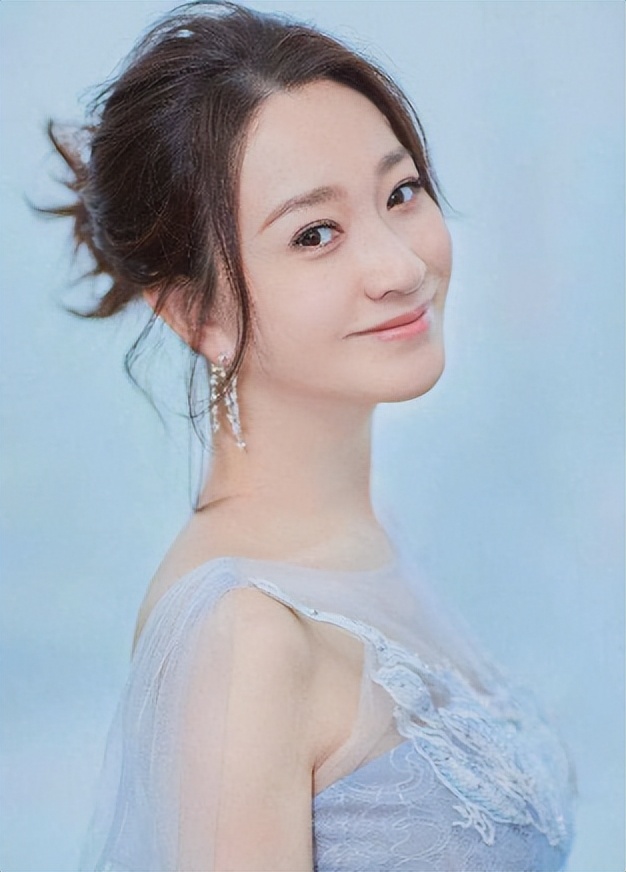 "White and beautiful" Li Xiaoran: Being monitored by Sun Donghai for ...