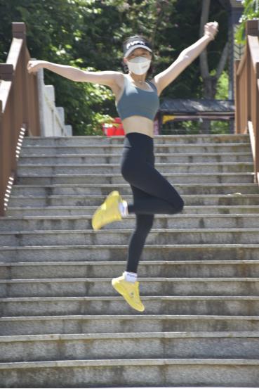 Intelligent running shoes - iNEWS