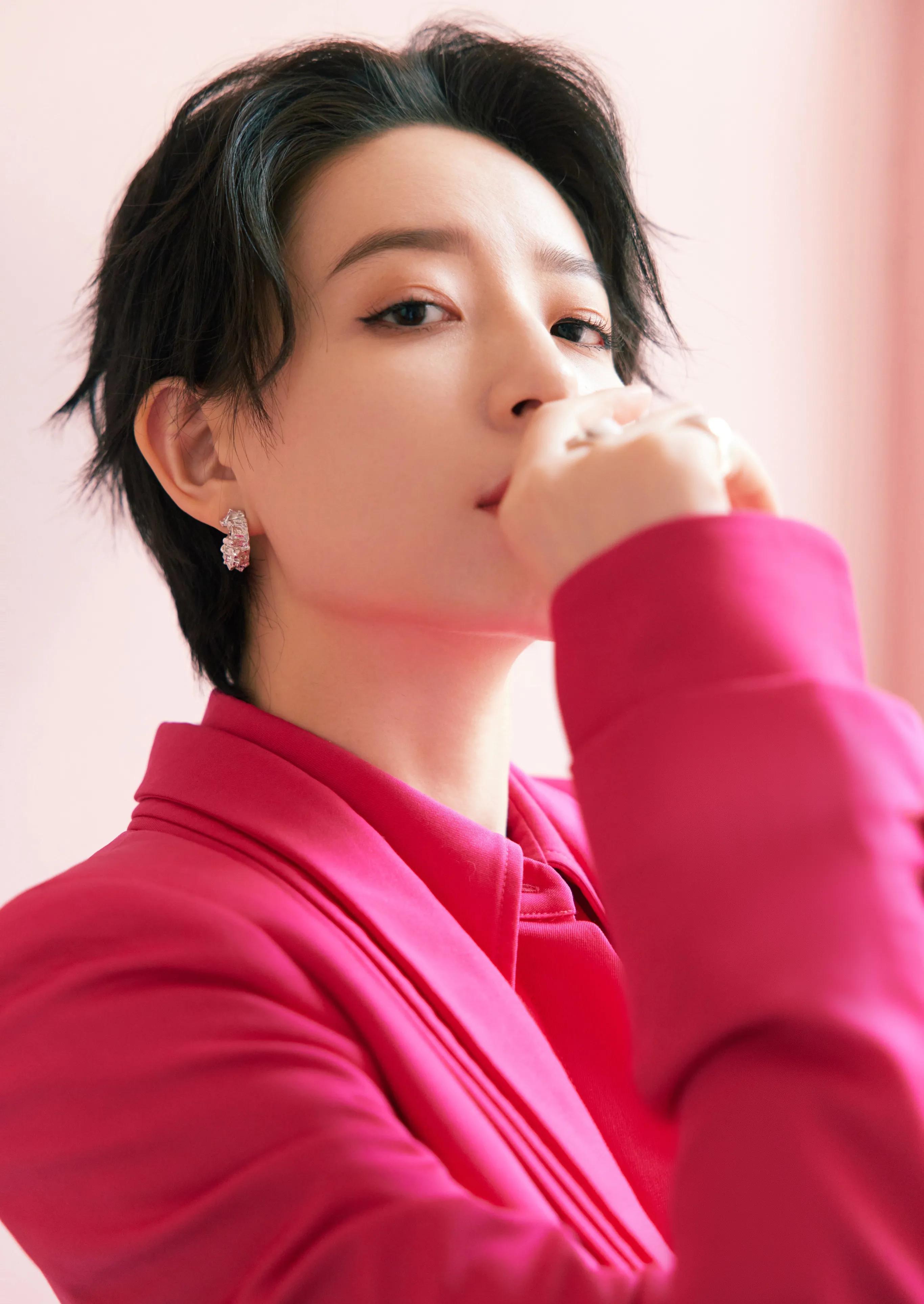 The days that once ran away have finally become a flower road, Li ...