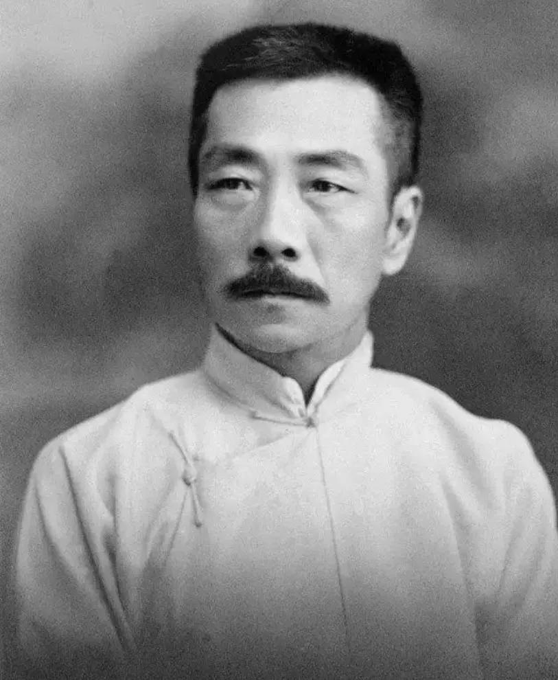 How sharp is Lu Xun's article? - iNEWS