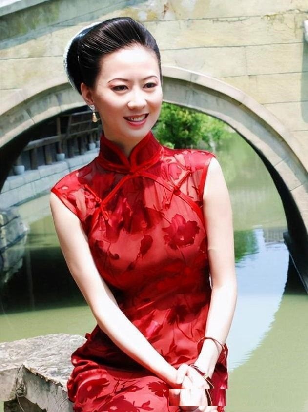 Tang Jiali: The first person in "Body Art Photo" was called a "slut" and said that she has no ...