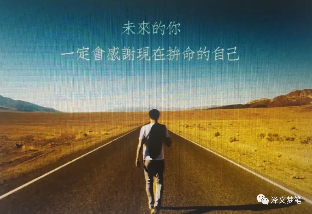 Smile calmly, speak and act calmly - iMedia