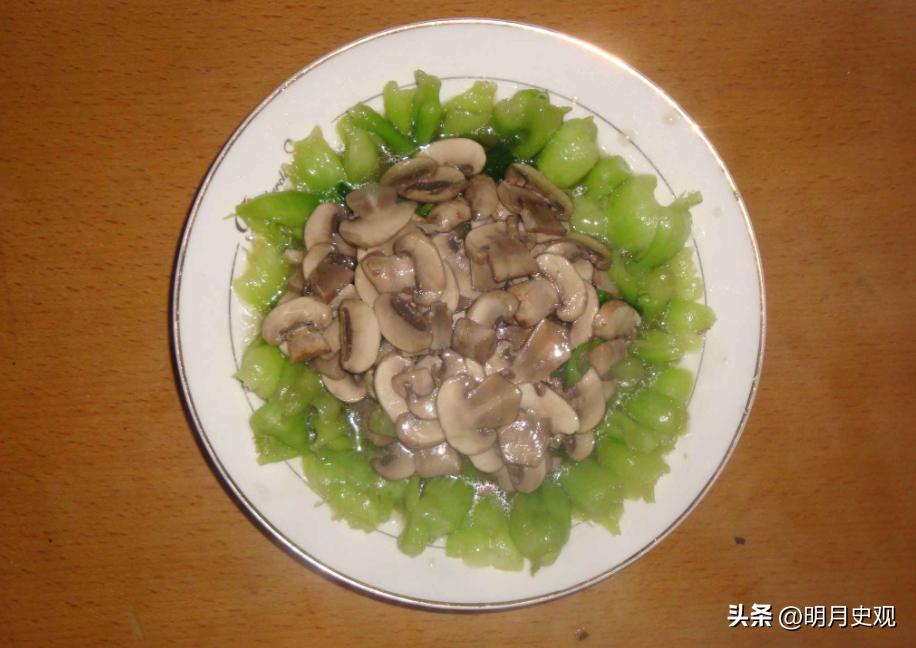Fresh Mushroom Choy Sum: The Perfect Fusion and Unique Interpretation ...